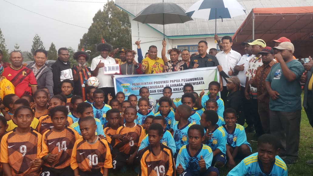 Anis Kogoya Dirikan SSB Kaonak Yomaima di Provinsi Papua Pegunungan ...